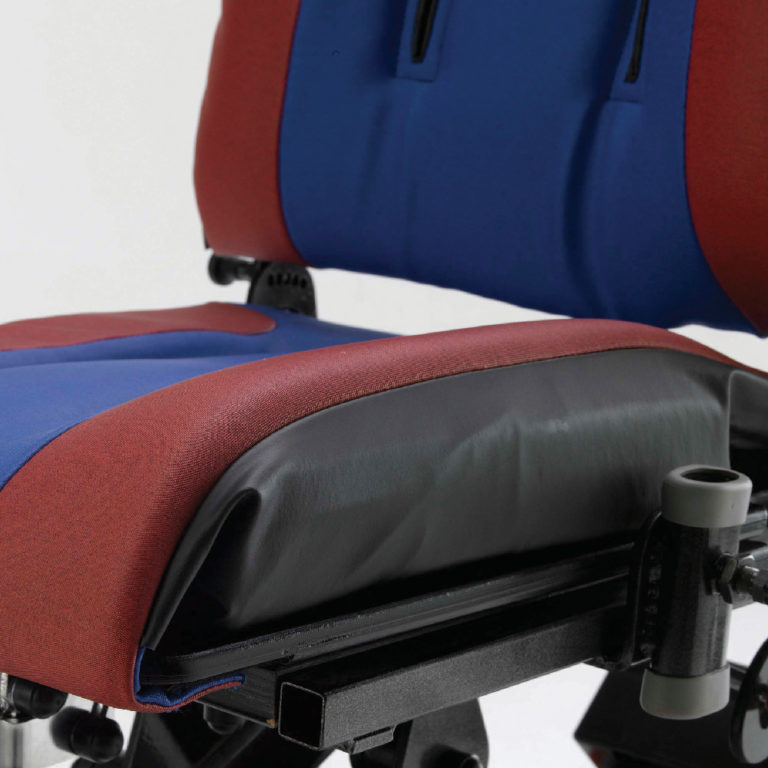 Samba chair - tilt in space, high low and various postural settings